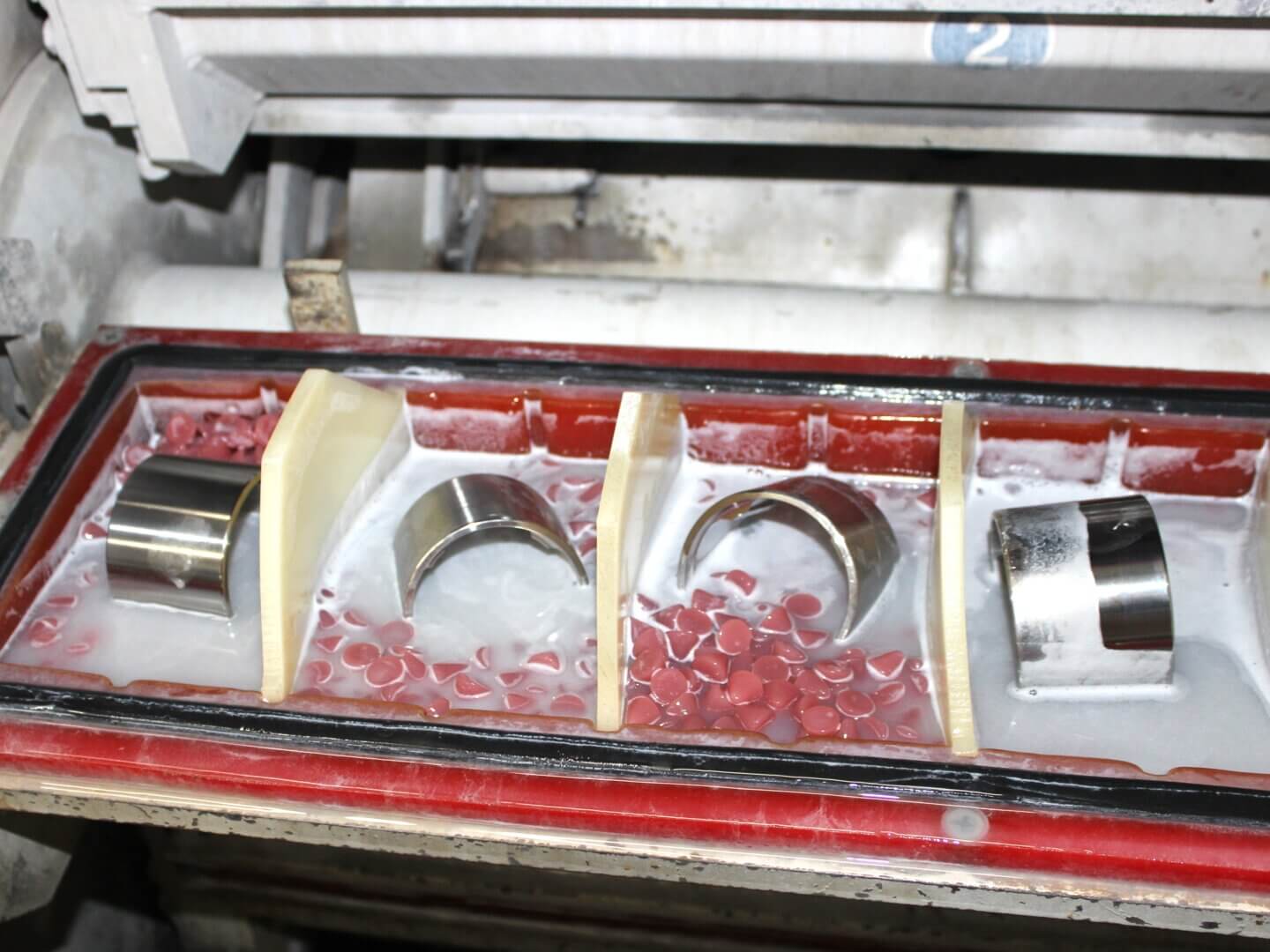 ISO Finishing | BTS | Mass Finishing Helps Manufacturing